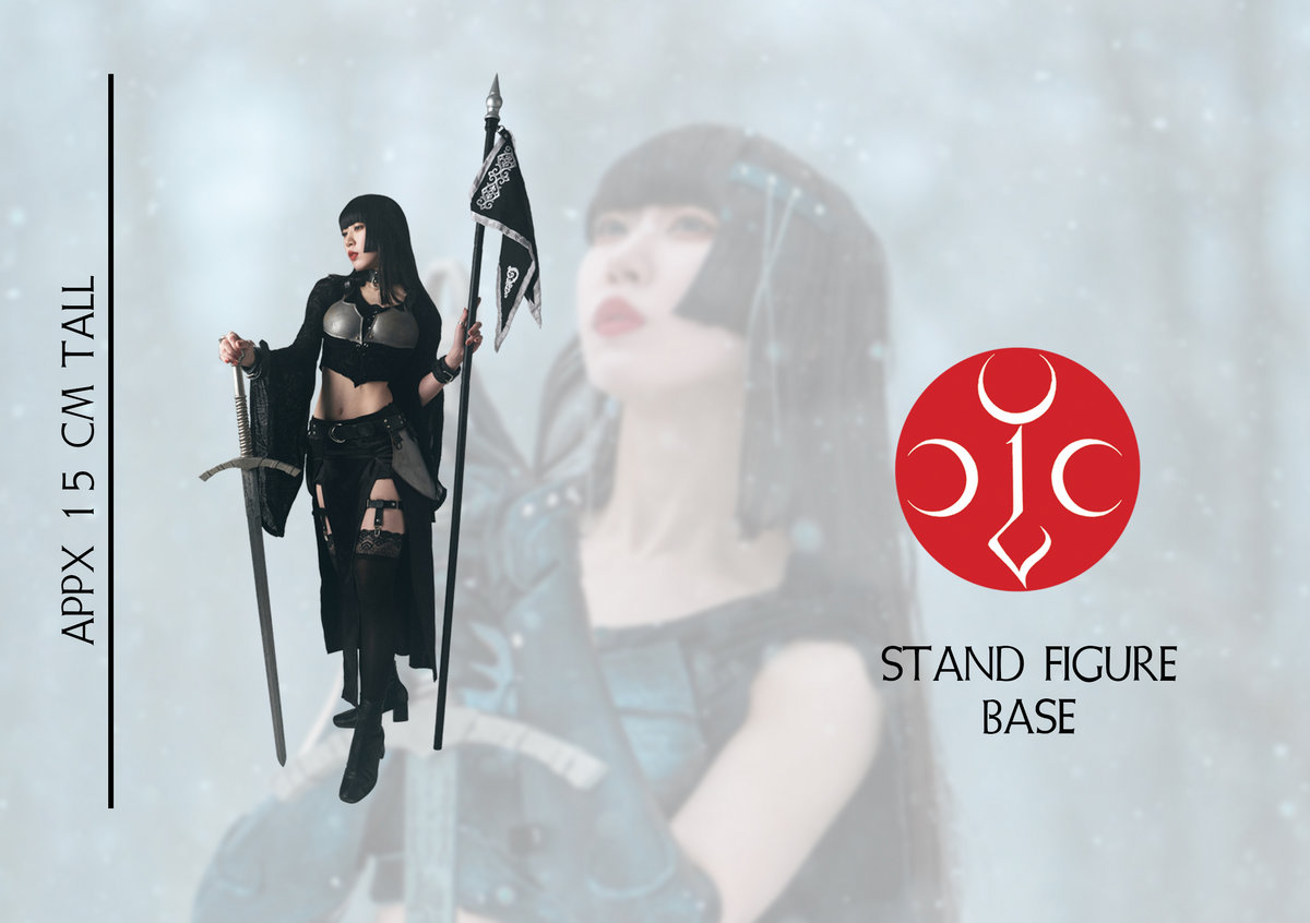 Isiliel Standing Armor Acrylic Stand Figure / Keyring | Isiliel