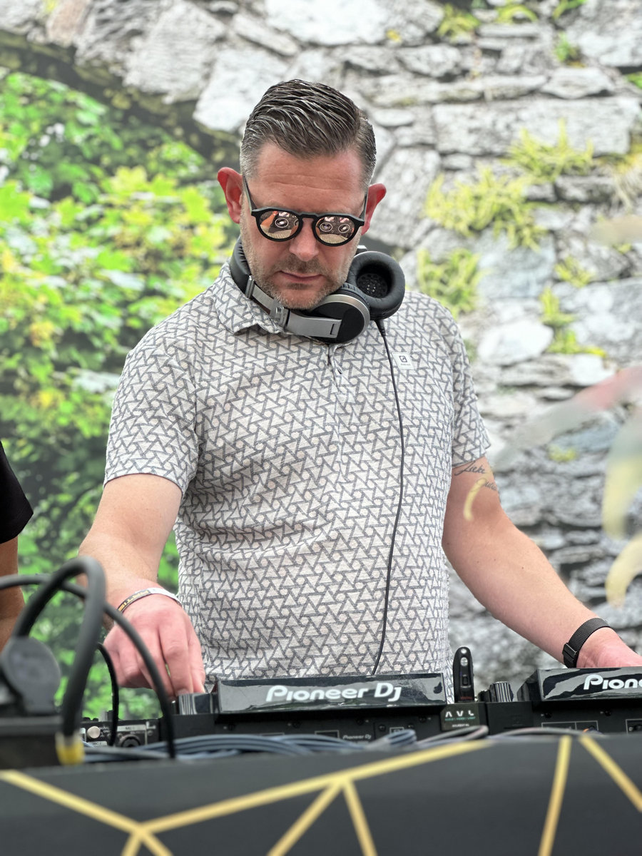 Music | Johnny L'ectro