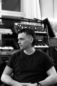 Music | Stefan Janik