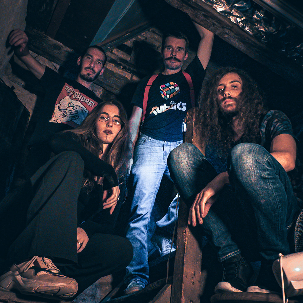 Pushing Daisy | Pushing Daisy