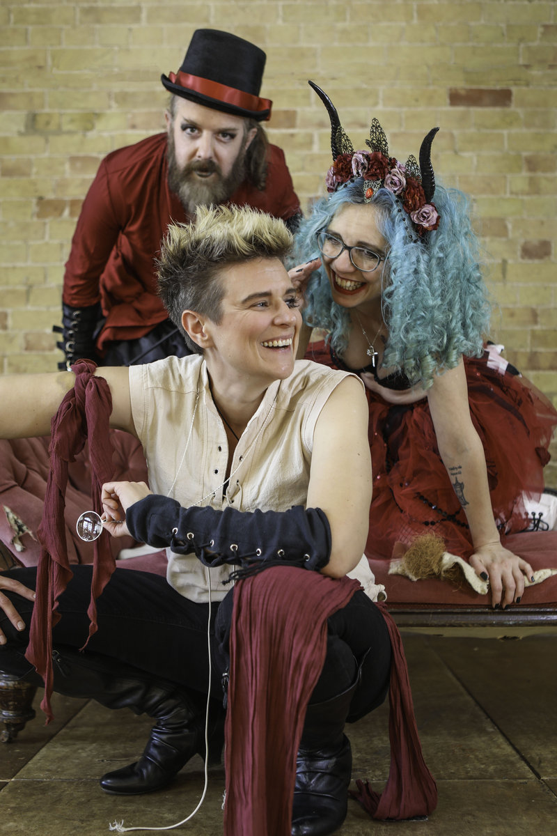 Period Pieces | Fyzz Wallis Band