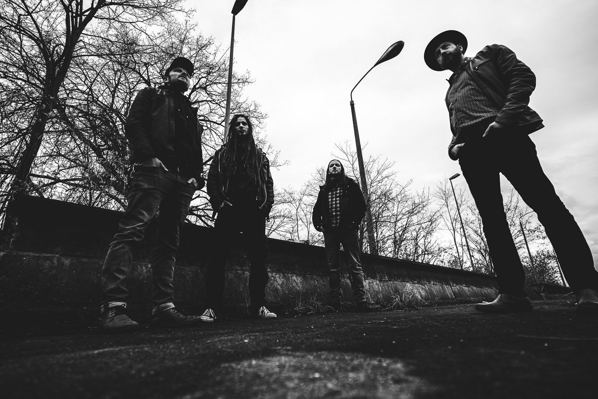 I | Slow Green Thing