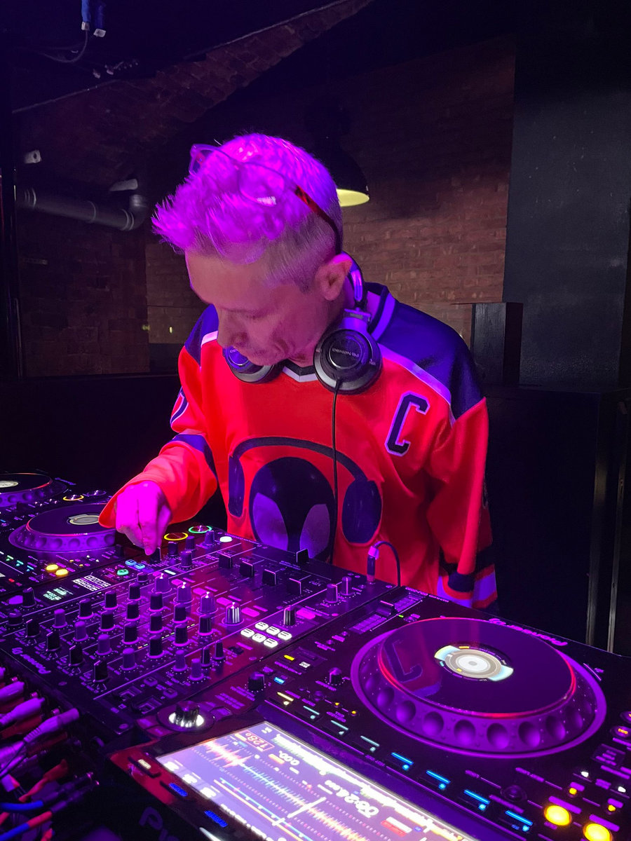 Rave Is The Weapon | Space Ear