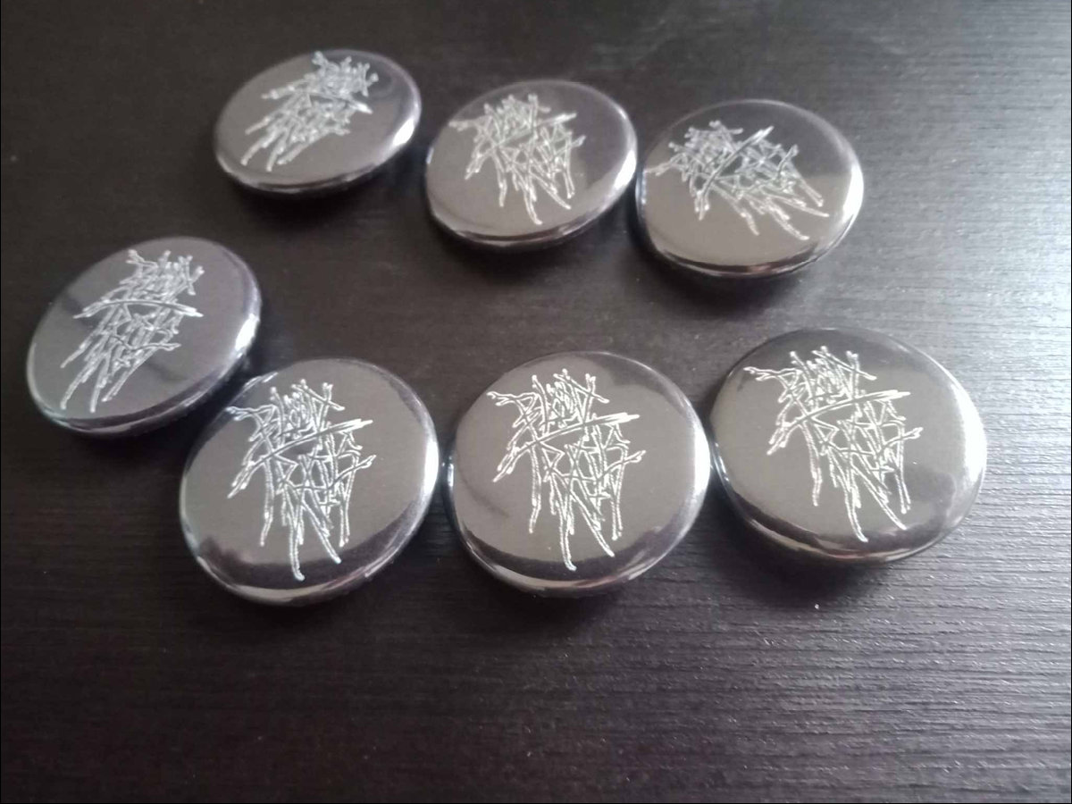 GUZZOLINE | Blood Trails