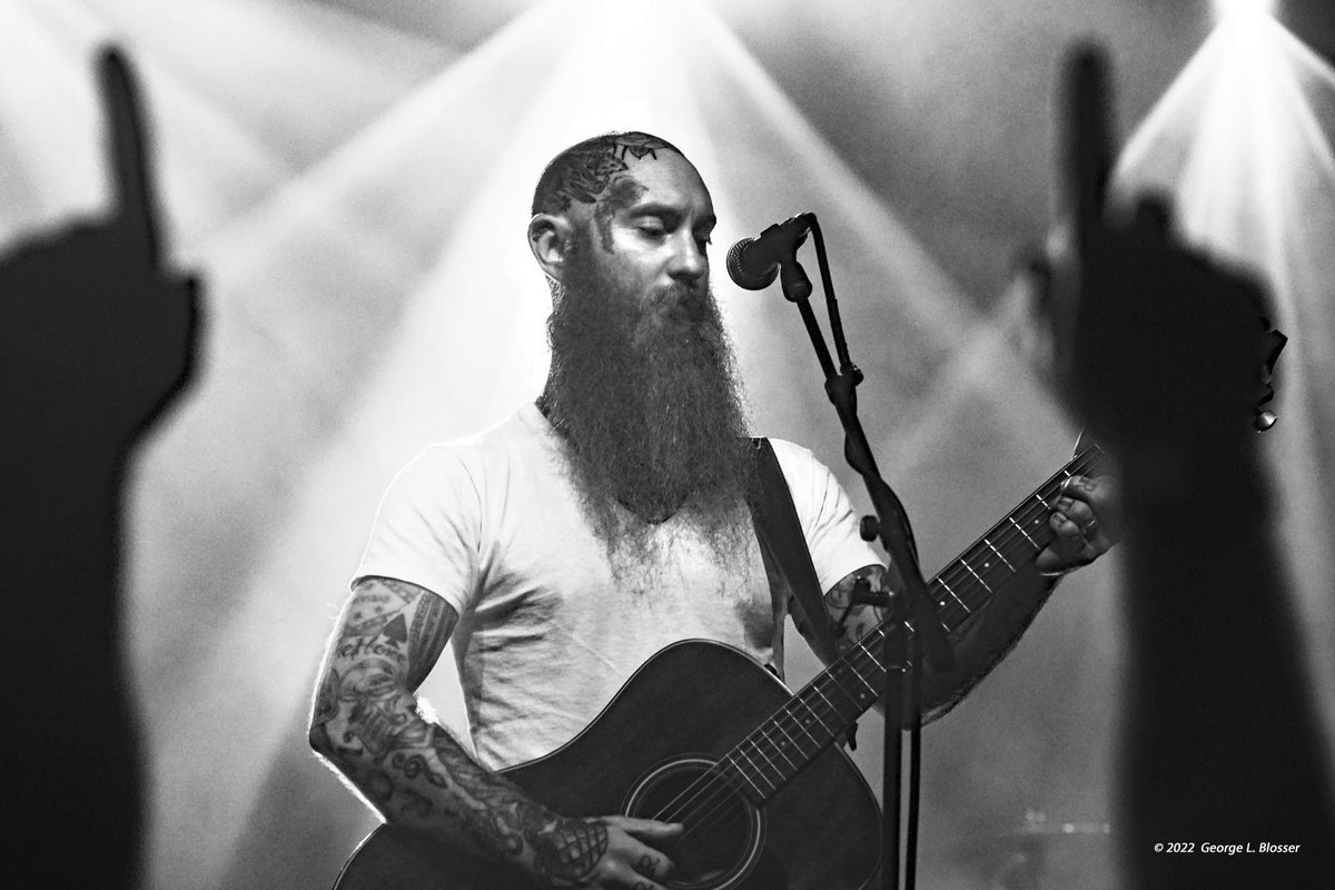 Doghouse Flowers | Gravedancer