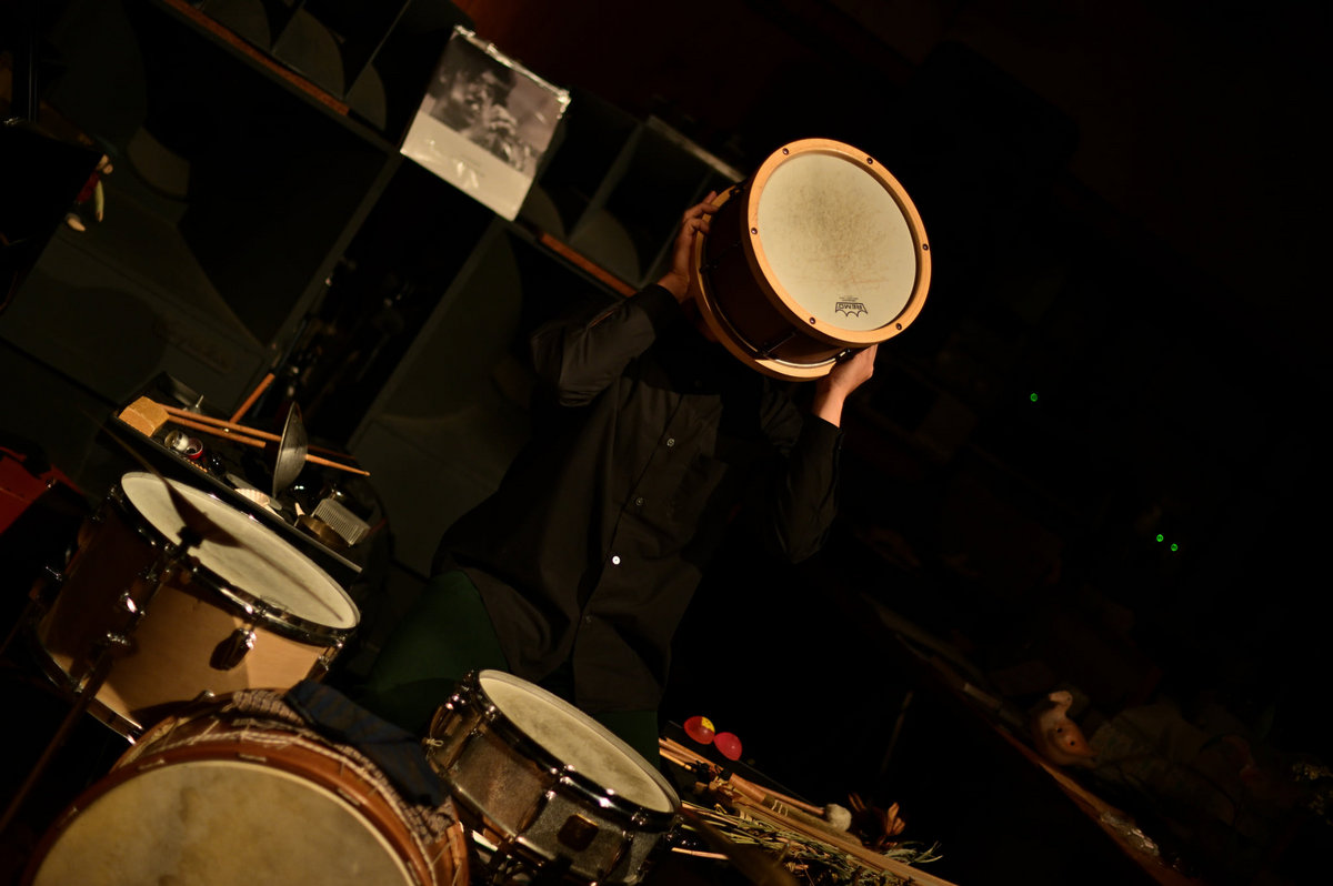 Can you hear the earth quake ? | Rhys Butler, Naoto Yamagishi | Naoto ...