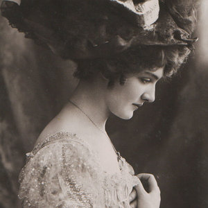 Music | Ellen Rimbauer