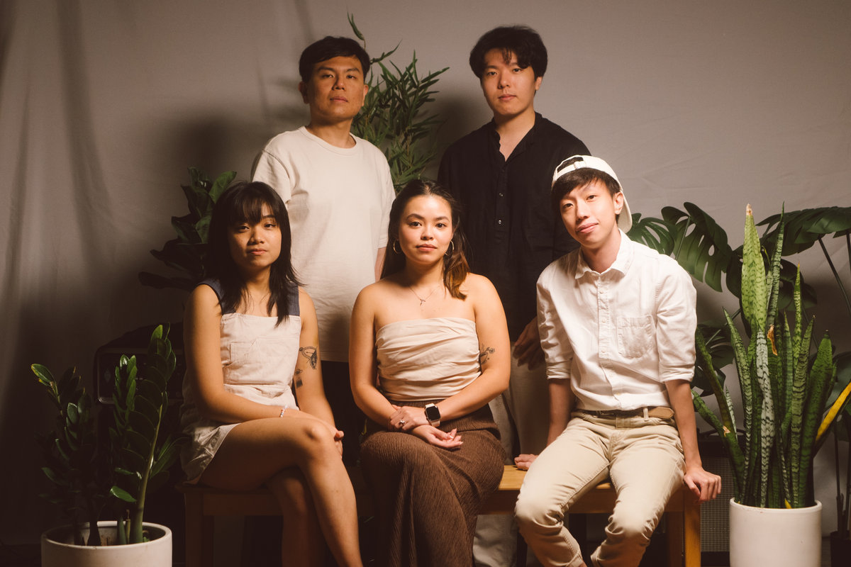 Motion & Bloom | Amberhill