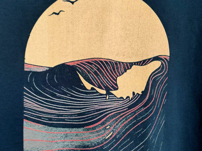 Undertow design T-shirt | The Magpies