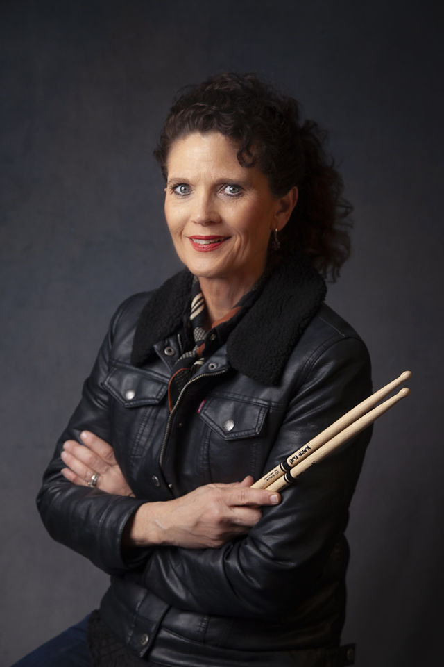 Kisses for Christmas/The Little Drummer Girl | Lisa Pankratz