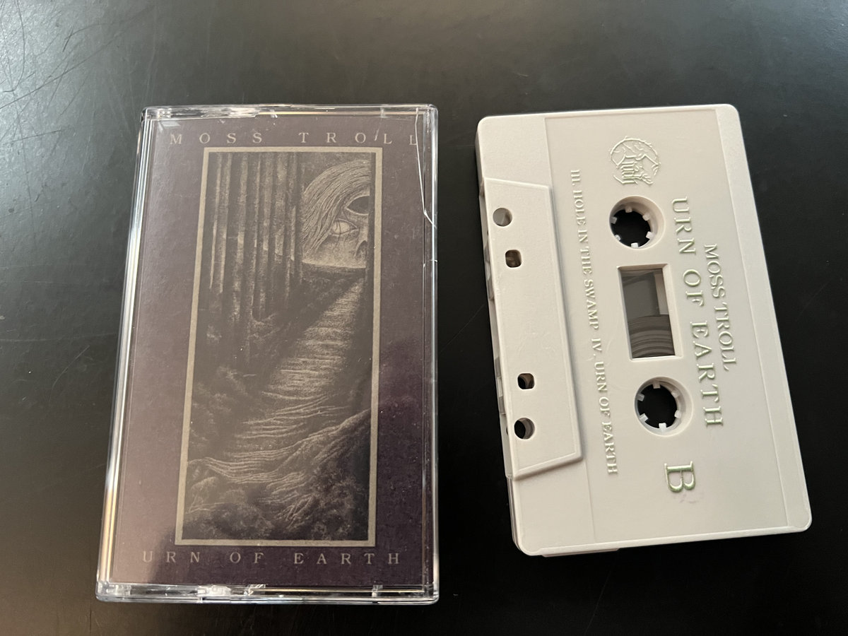 Urn of Earth | Moss Troll