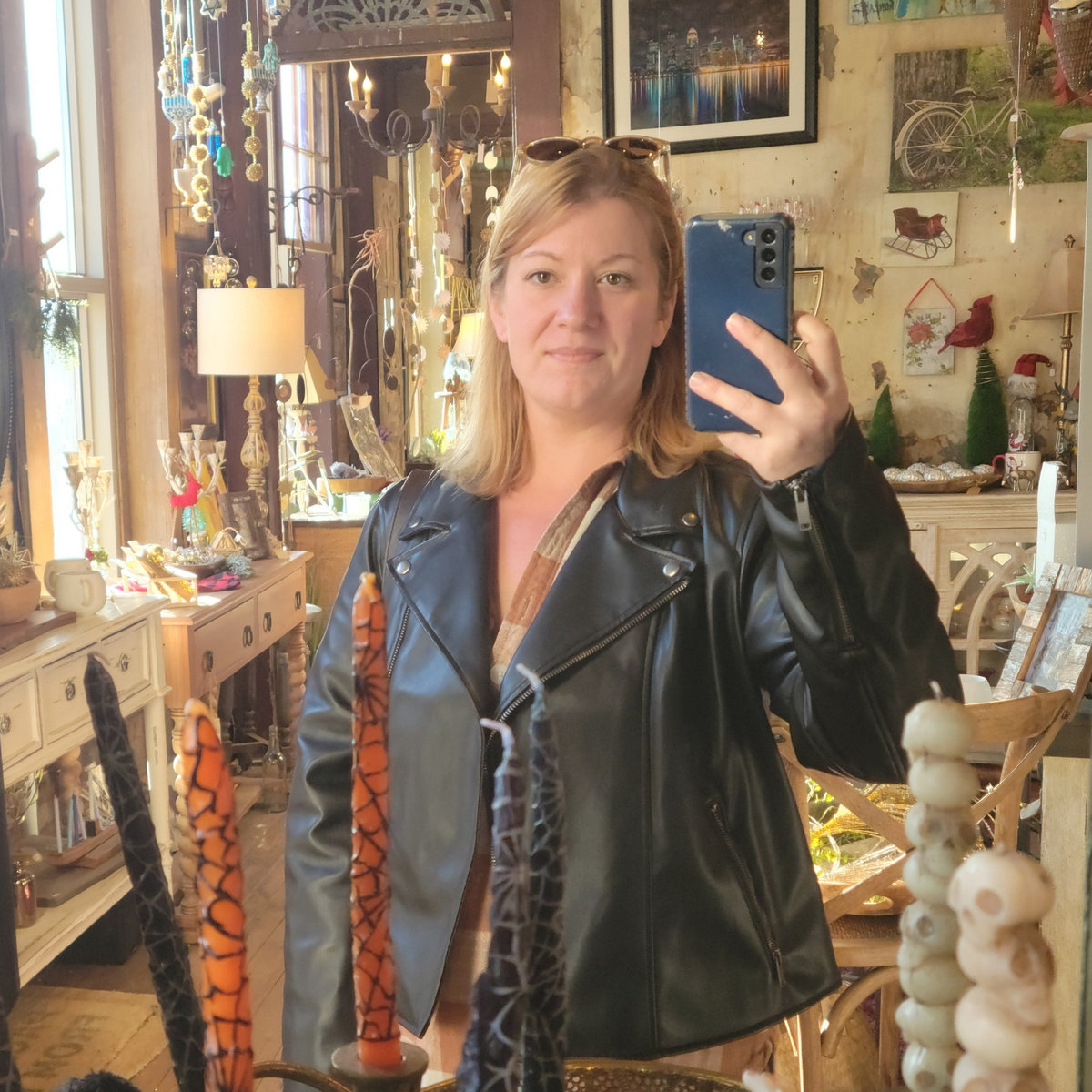 In Amber | Amelia Zenerino