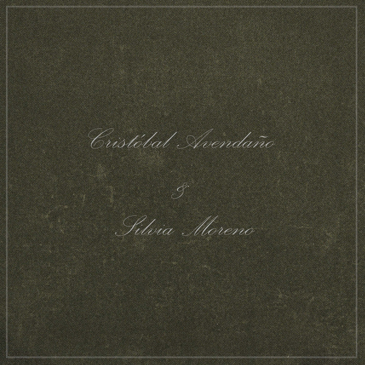 Lancé esto al otro lado del mar | Cristóbal Avendaño & Silvia Moreno