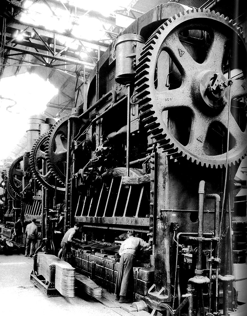 Pilgrimage to Ganriki | Empusae | Les Nouvelles Propagandes