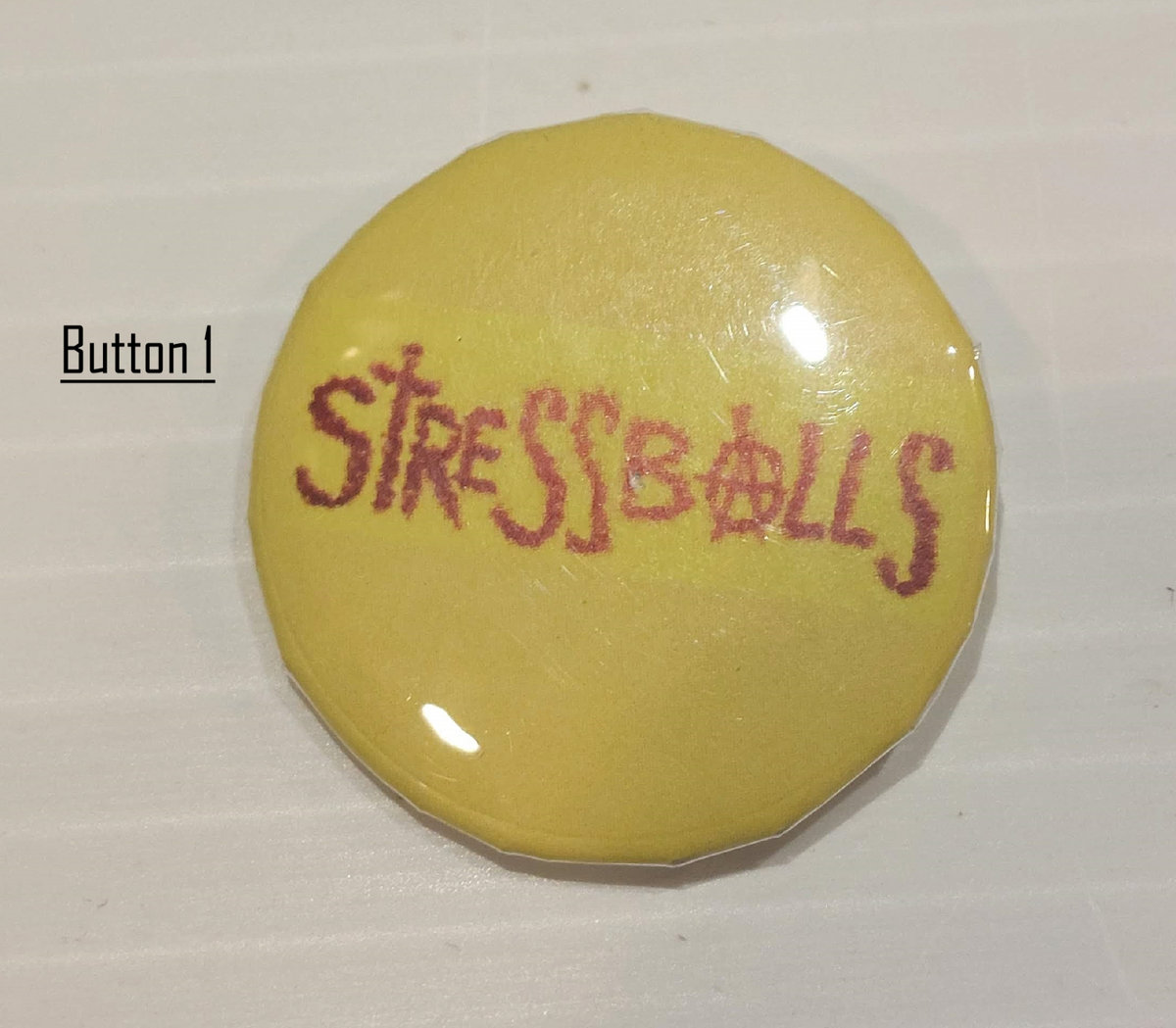 Pack of 4 buttons | The Stress Balls