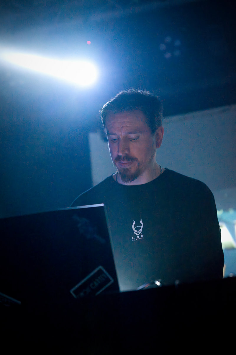 Pain & Pleasure | Simon Carter