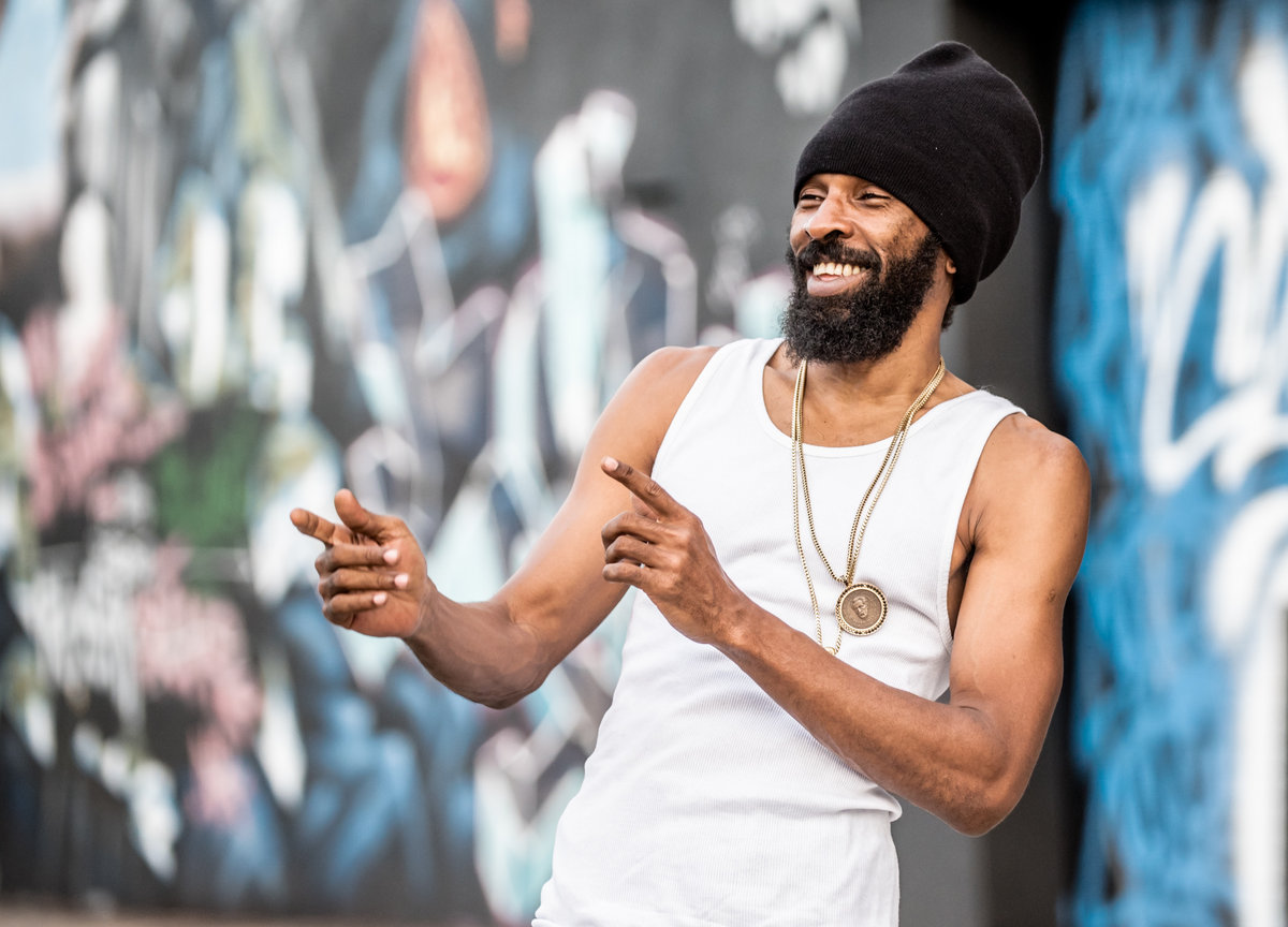 Chiliagon | Spragga Benz