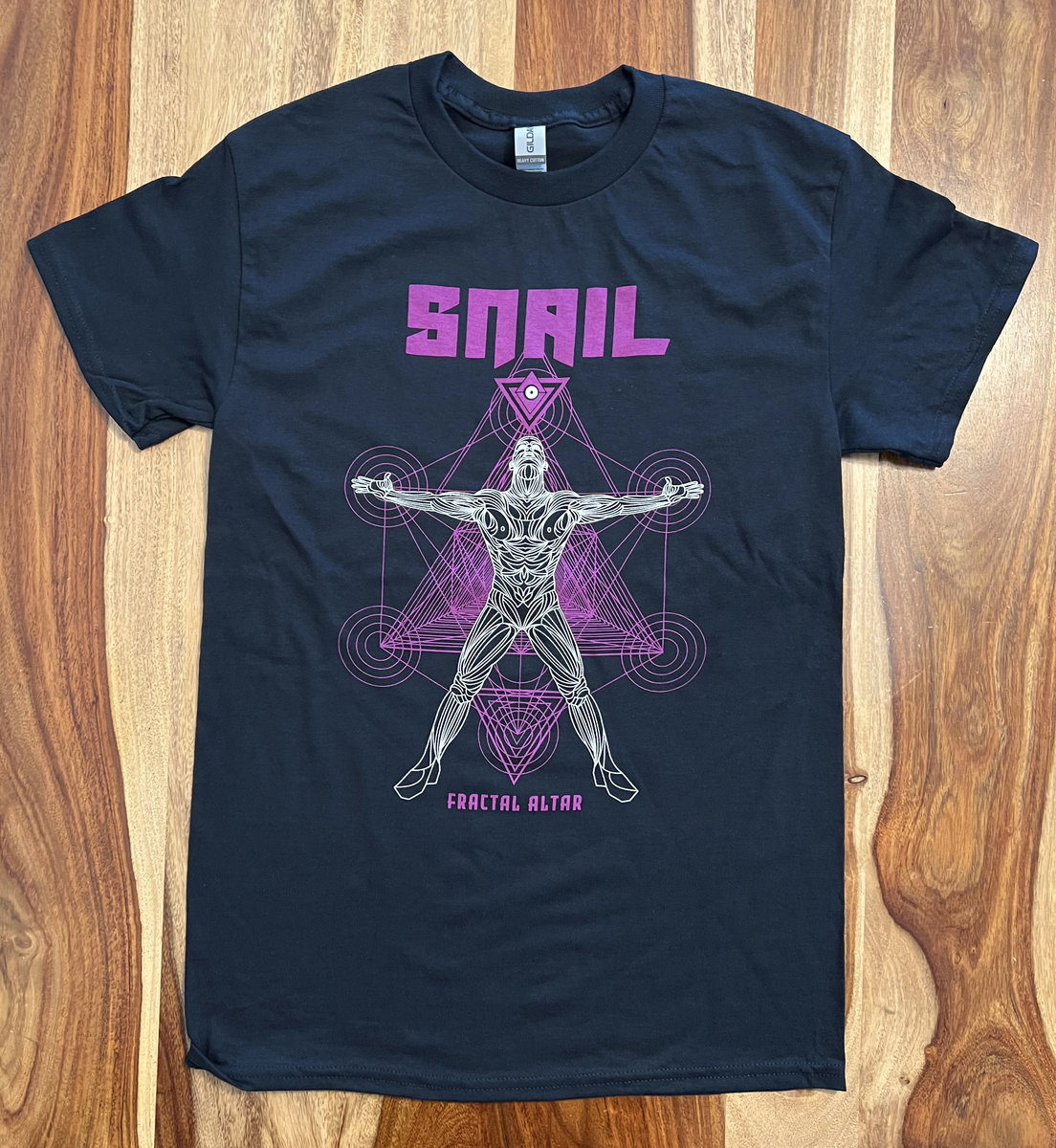 Black Fractal Altar T-shirt | Snail
