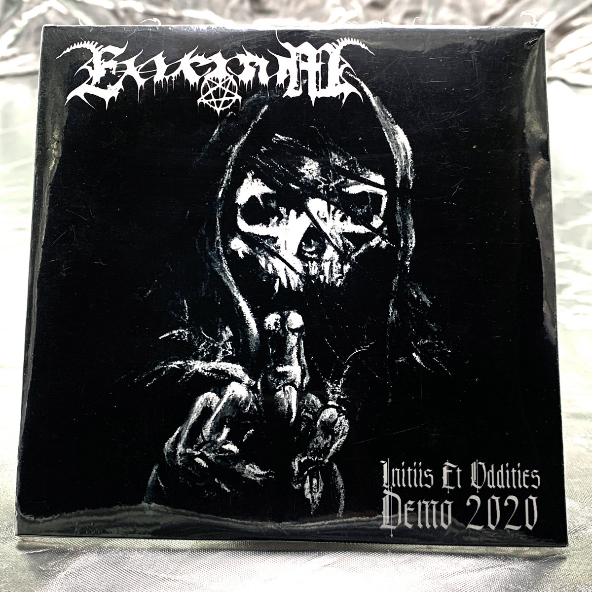 INITIIS ET ODDITIES | EXAVERSUM