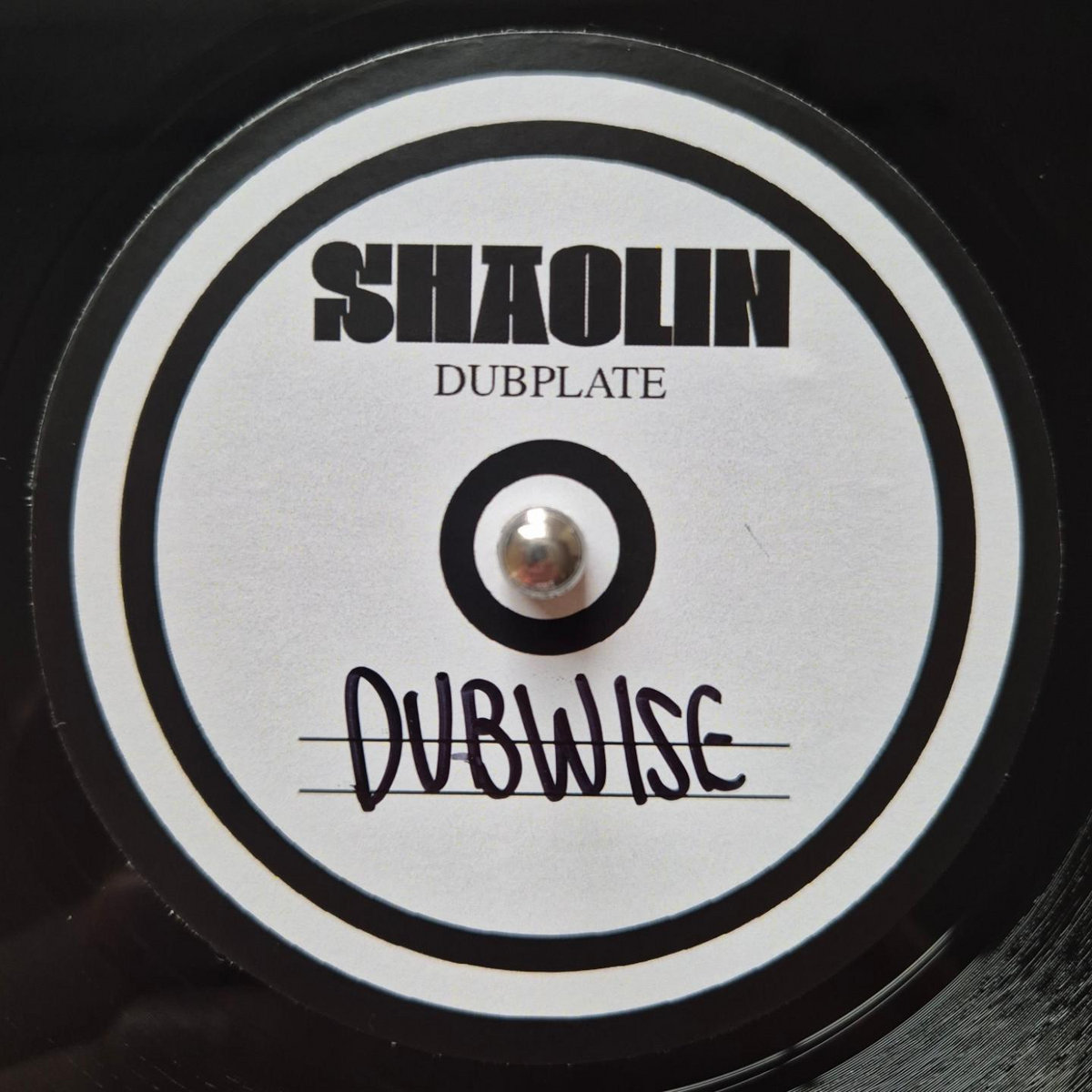 Vivian Jones - Listen To The Roots DUBPLATE MIX (Limited 7" Polyvinyl ...