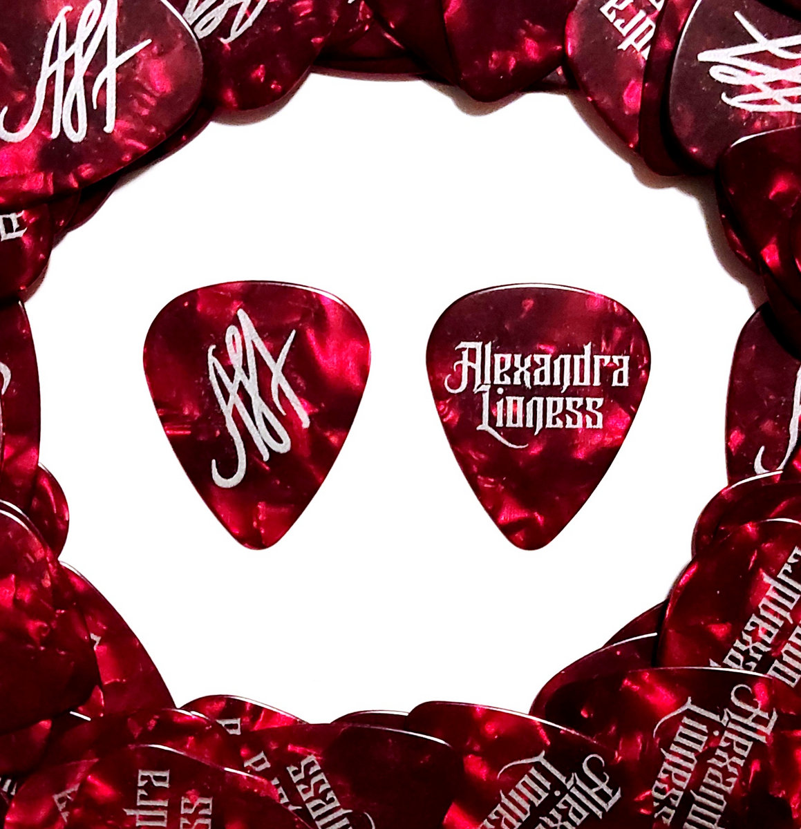 Alexandra Lioness - Signature Pick 2 | JENNER