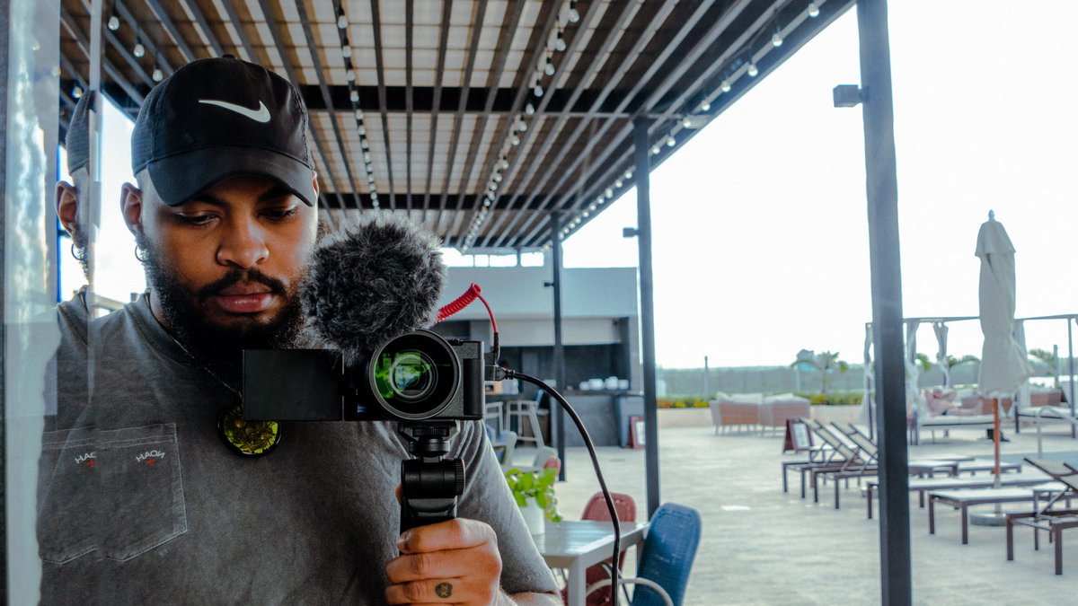 don't cry | MERCHANT