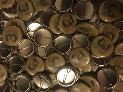 Split Buttons | Snail Trails