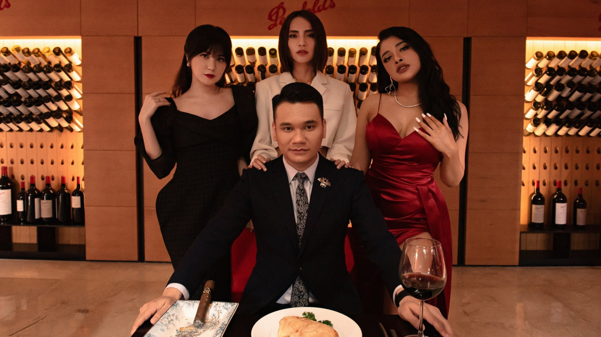 casier Asian sad | casier