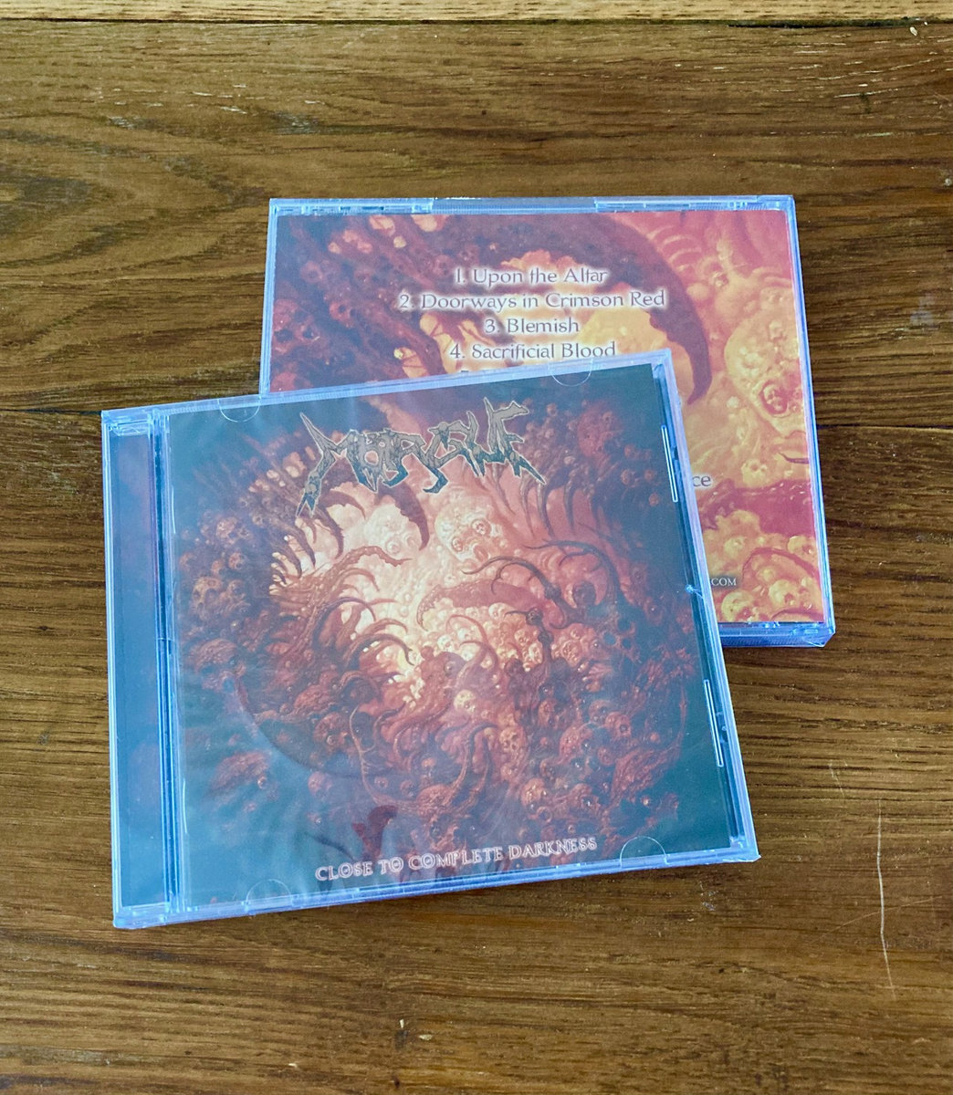 Close to Complete Darkness | Morgue