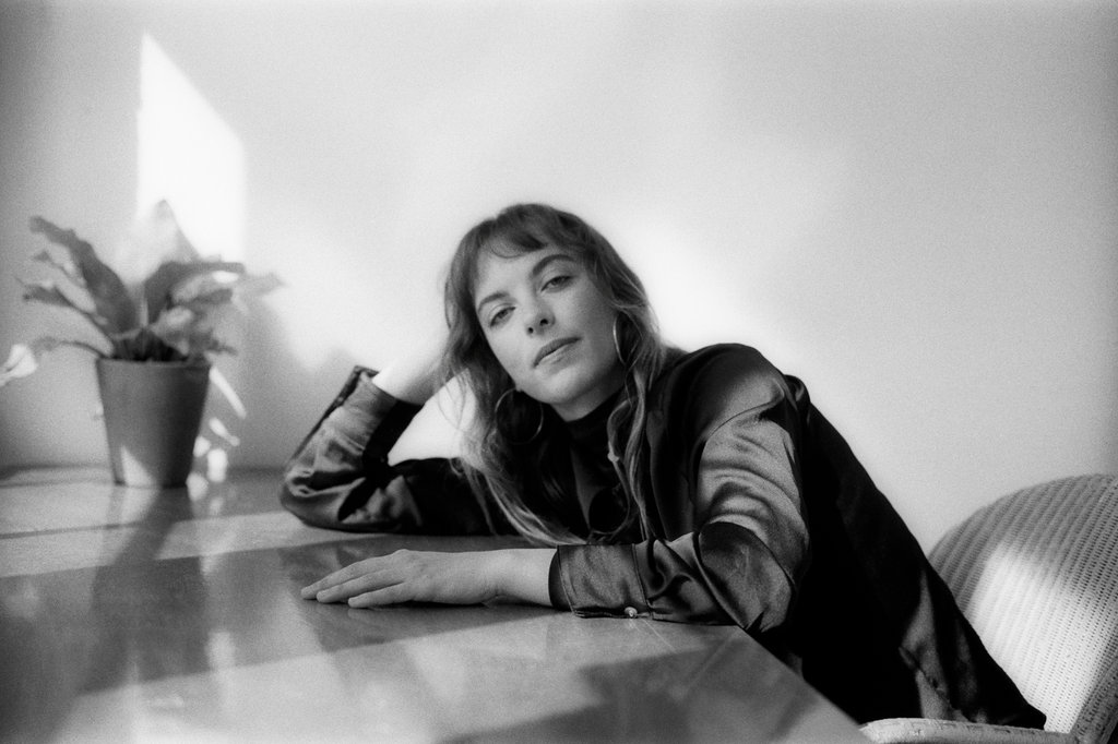 A Delicate Fusion: A New Era of Chamber Folk | Bandcamp Daily