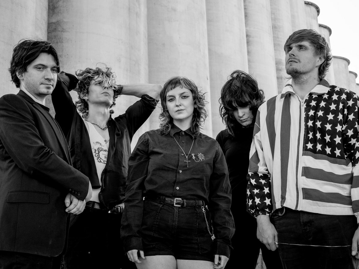 Cameo Artist | Beautiful Freaks