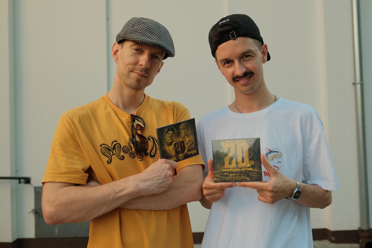 Sinior Family 20th Anniversary Mixtape | Merrenda & KapOne | KapOne
