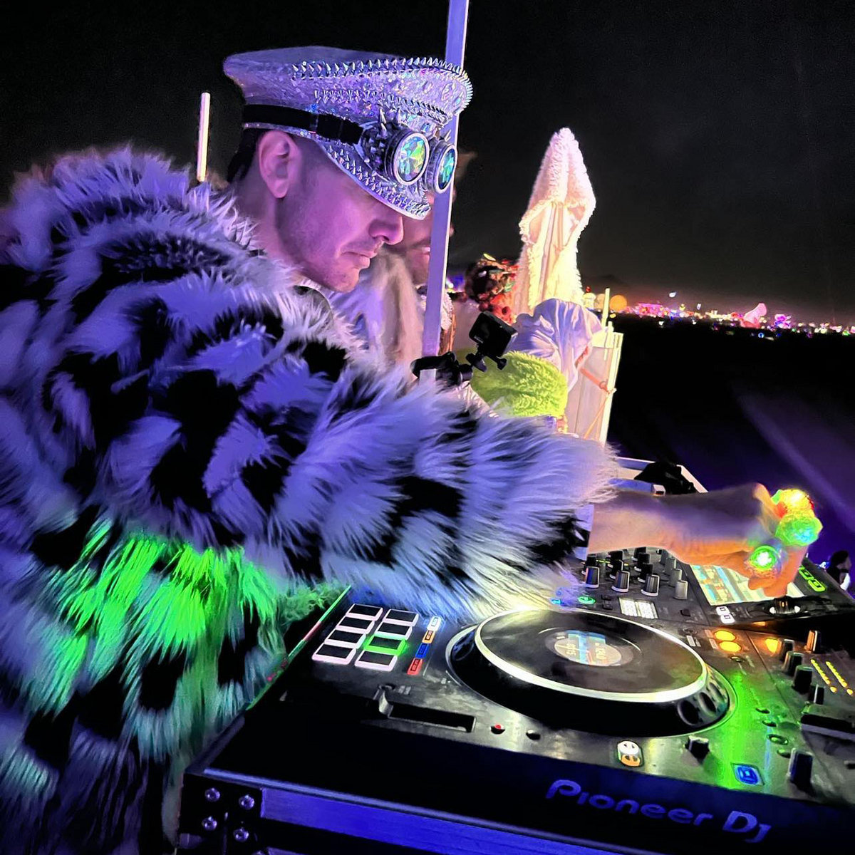 When Doves Cry (Reboot) | Scott Allan