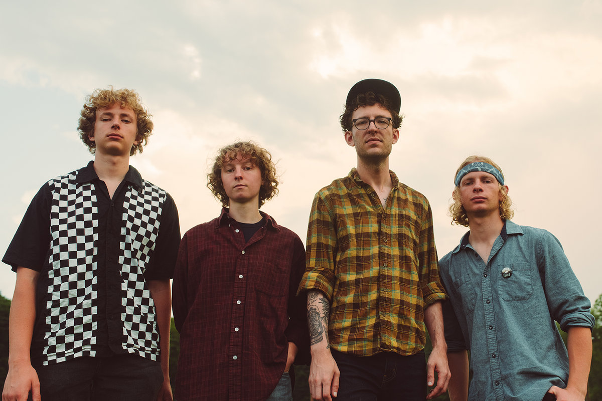 Yell In The Shoats | The Wild Shoats