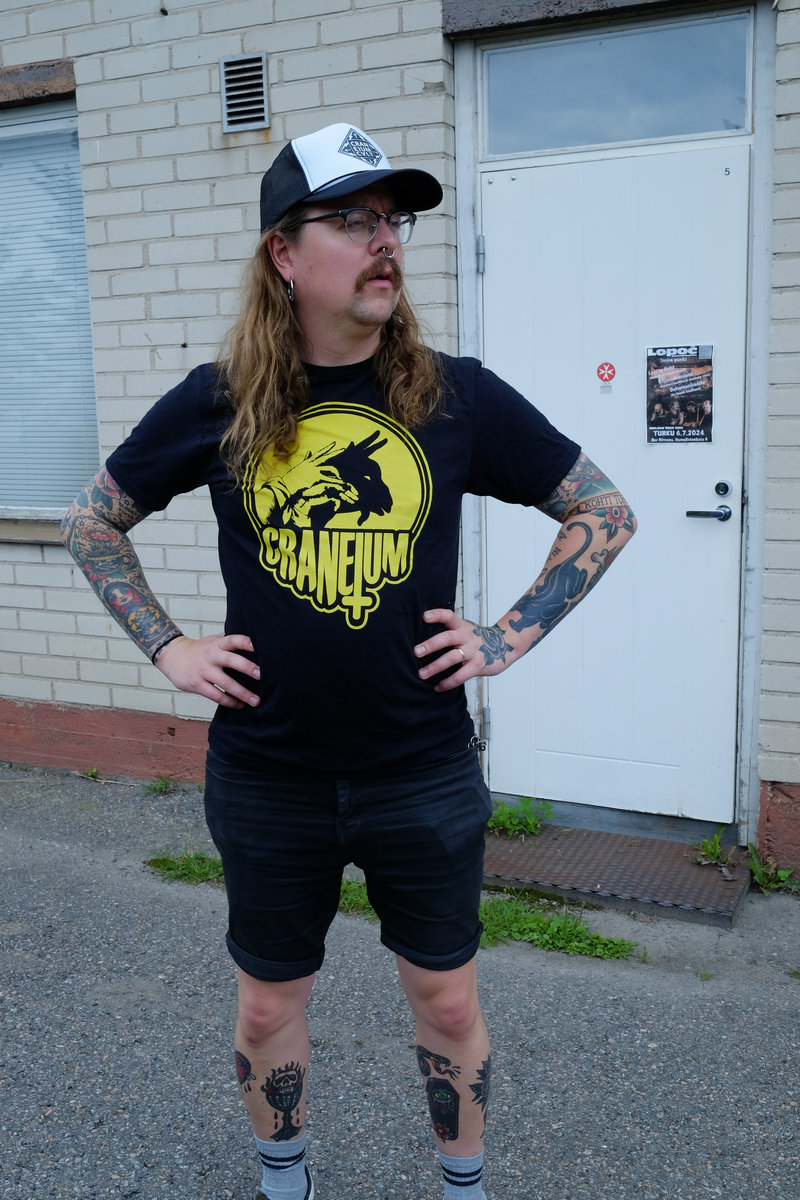 The Yellow Goat | Craneium