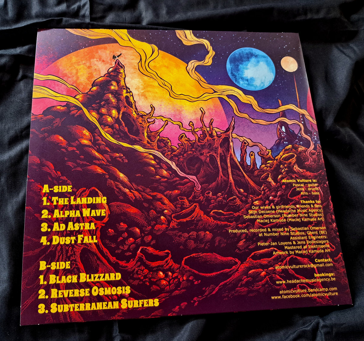 Pilgrims Of The Sun | Atomic Vulture