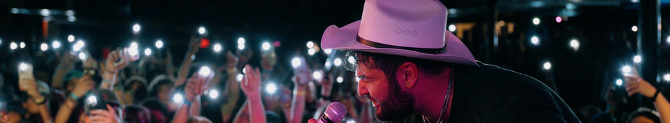 The Beige | Hi, I'm Chris