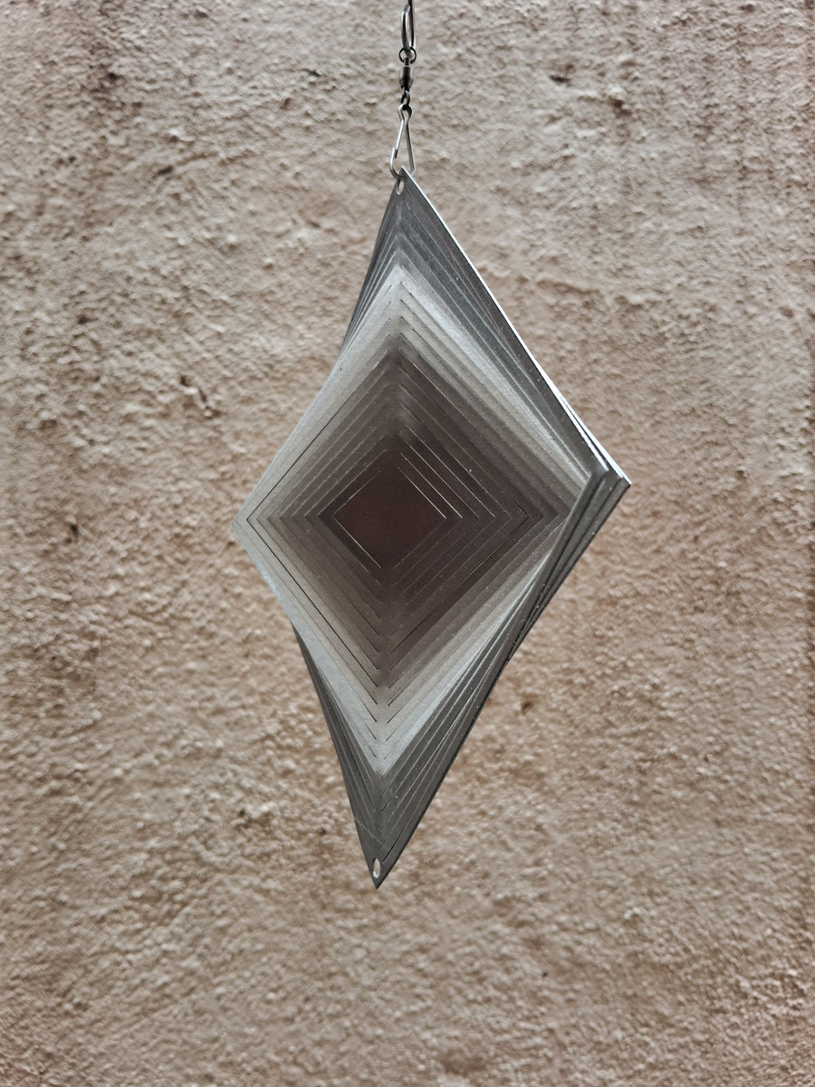 Perspectiva Invertalis | Eccentric Pendulum