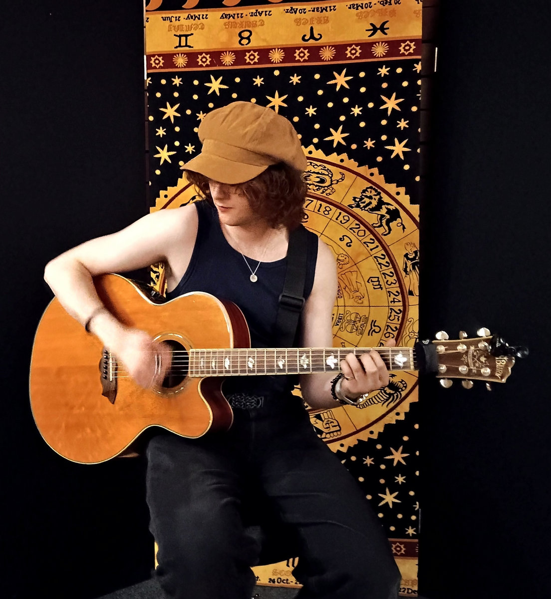 Live at the Queen's Head | Jacob Vincent