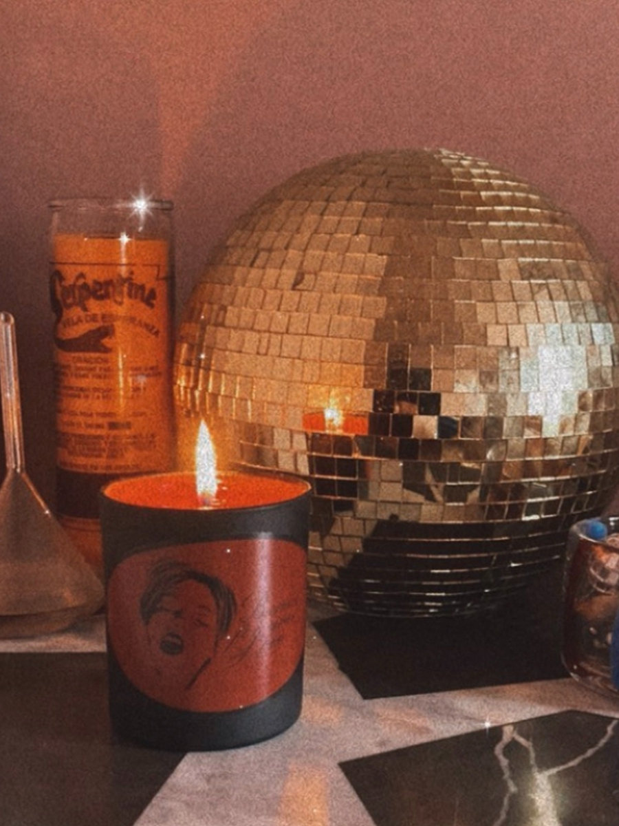 Live From The Tom Thumb | Lo Barnes