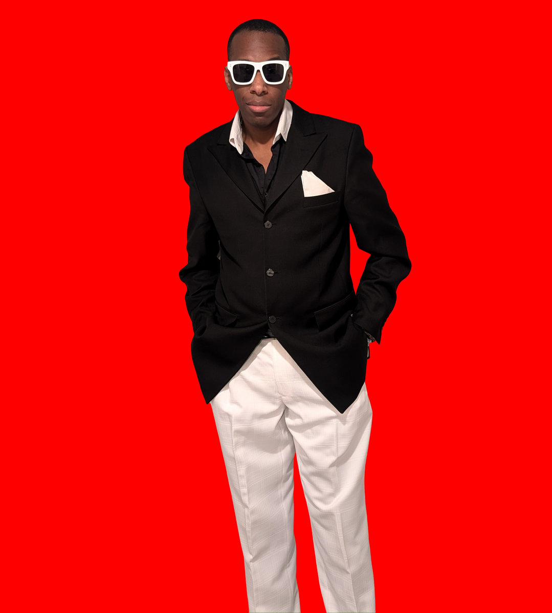 Christmas Chronicles | Rodney Skinner