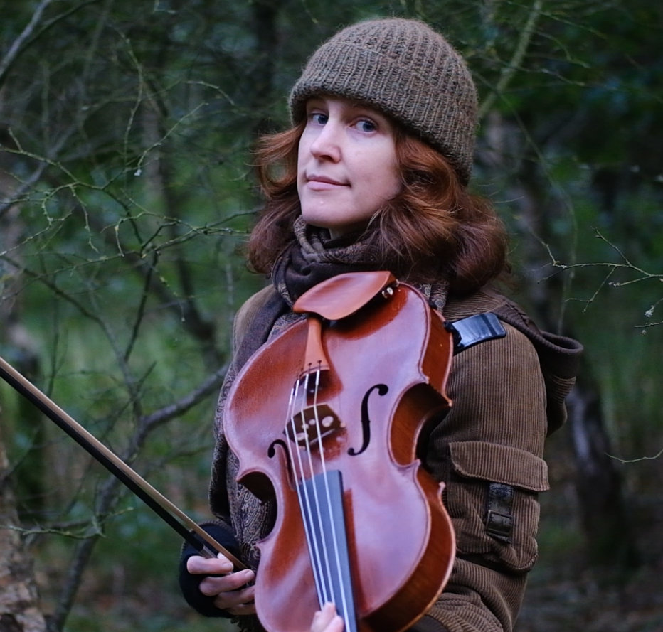 Five Thousand Feathers | Helen Bell