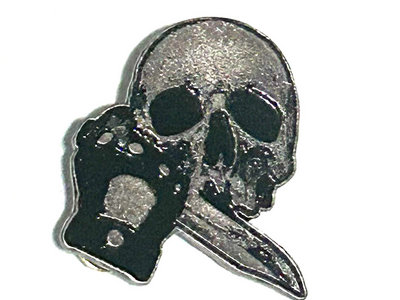 Ripping Death Skull Metal Pin | Dark Meditation