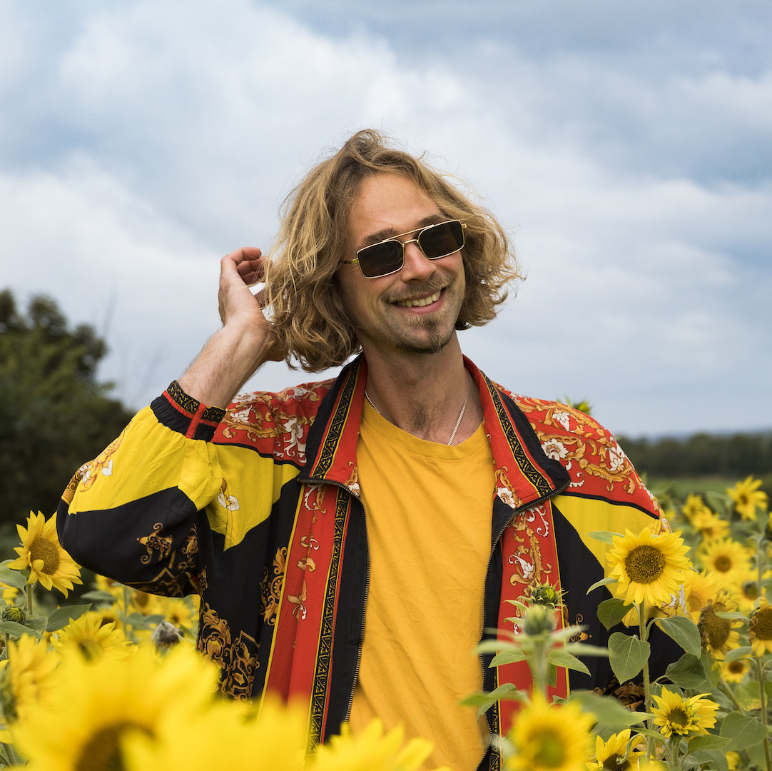 Different Light (feat. Keith Fennell & Karen Cowley) | ZASKA