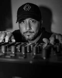 Music | Hollen_Official