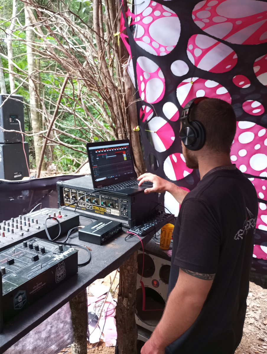 UMKHUBÃ - RITUALISTIC | Umkhubã | Umkhubã / Guevurá