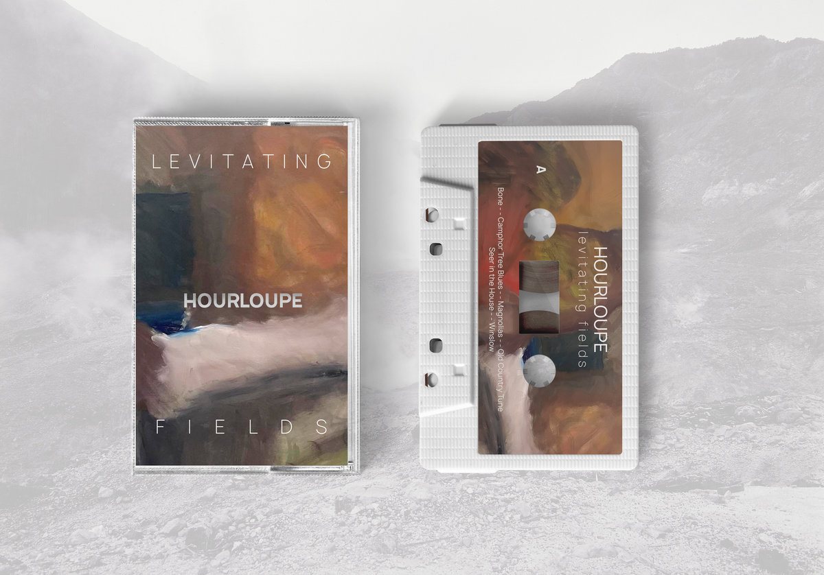 Levitating Fields | Hourloupe