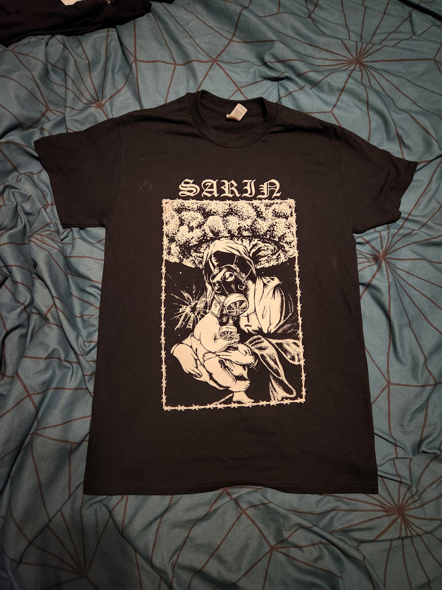 Gas mask mother | Sarin