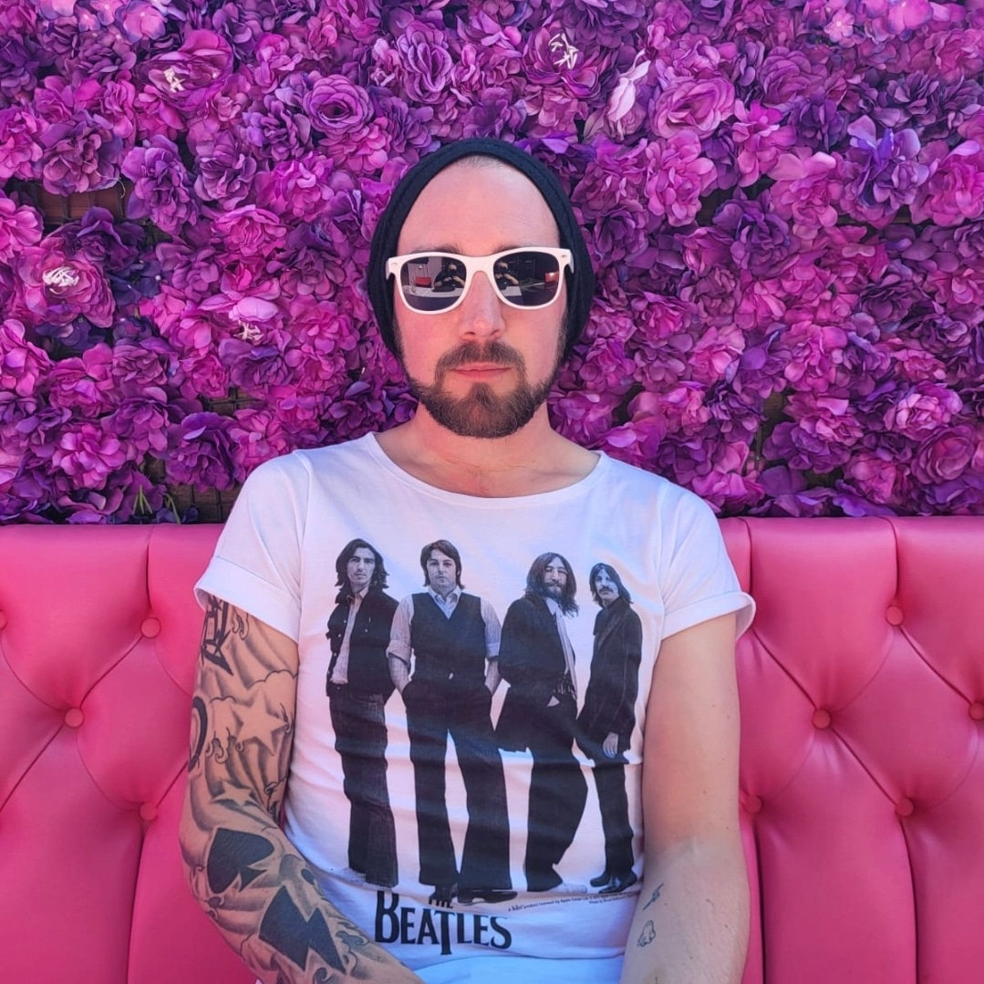 Leaving (single and bonus track) | Mike Ryan