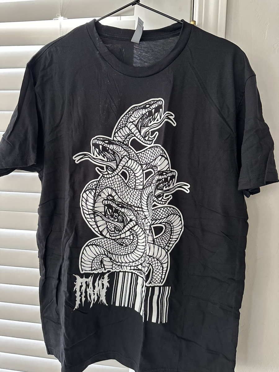 Snakes! Snakes! T ( tour shirt from March 2023 ) | Itami